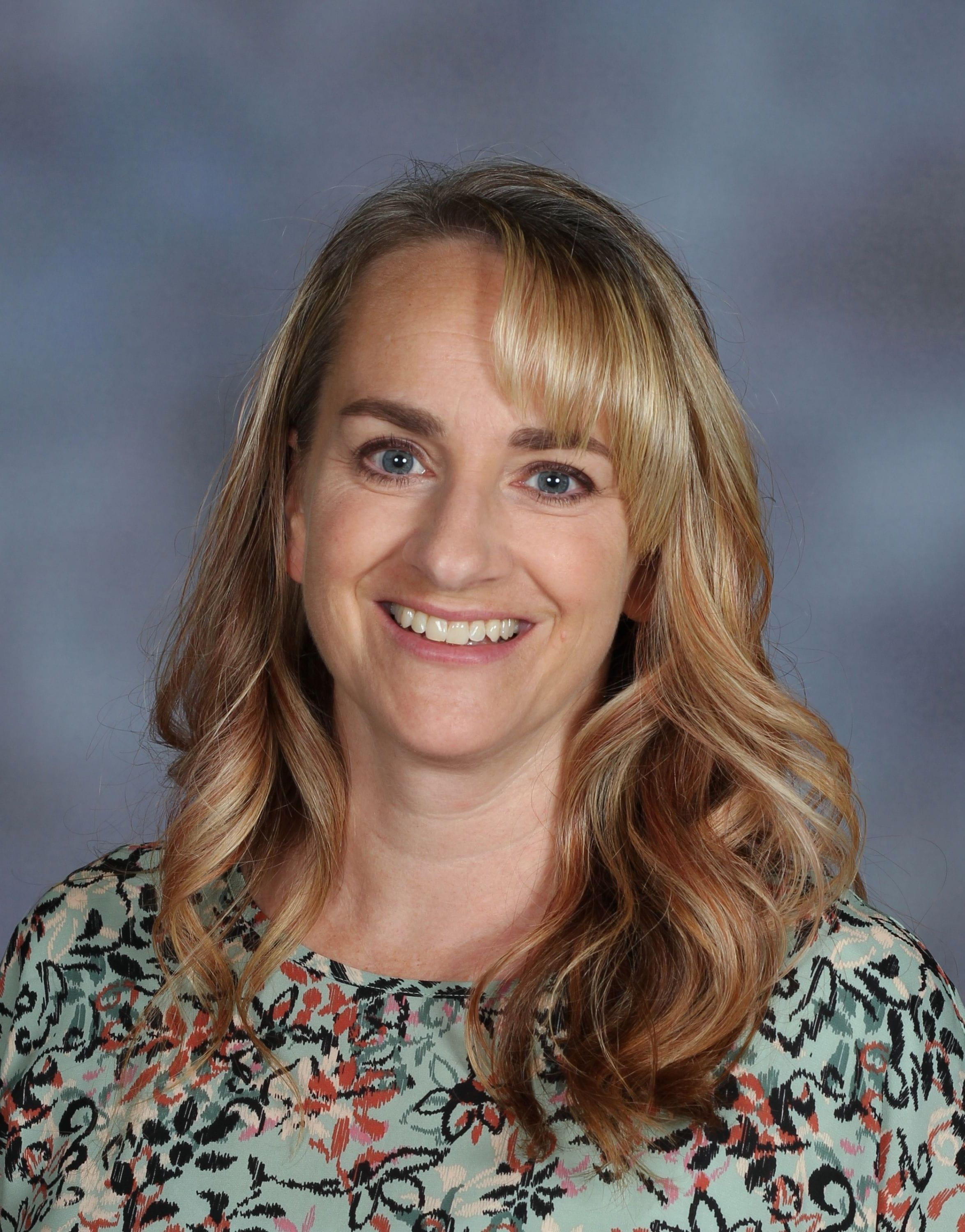 Lakeview | Mrs. Lora Walker